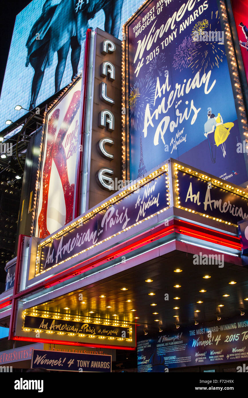 Famous Theaters High Resolution Stock Photography and Images - Alamy