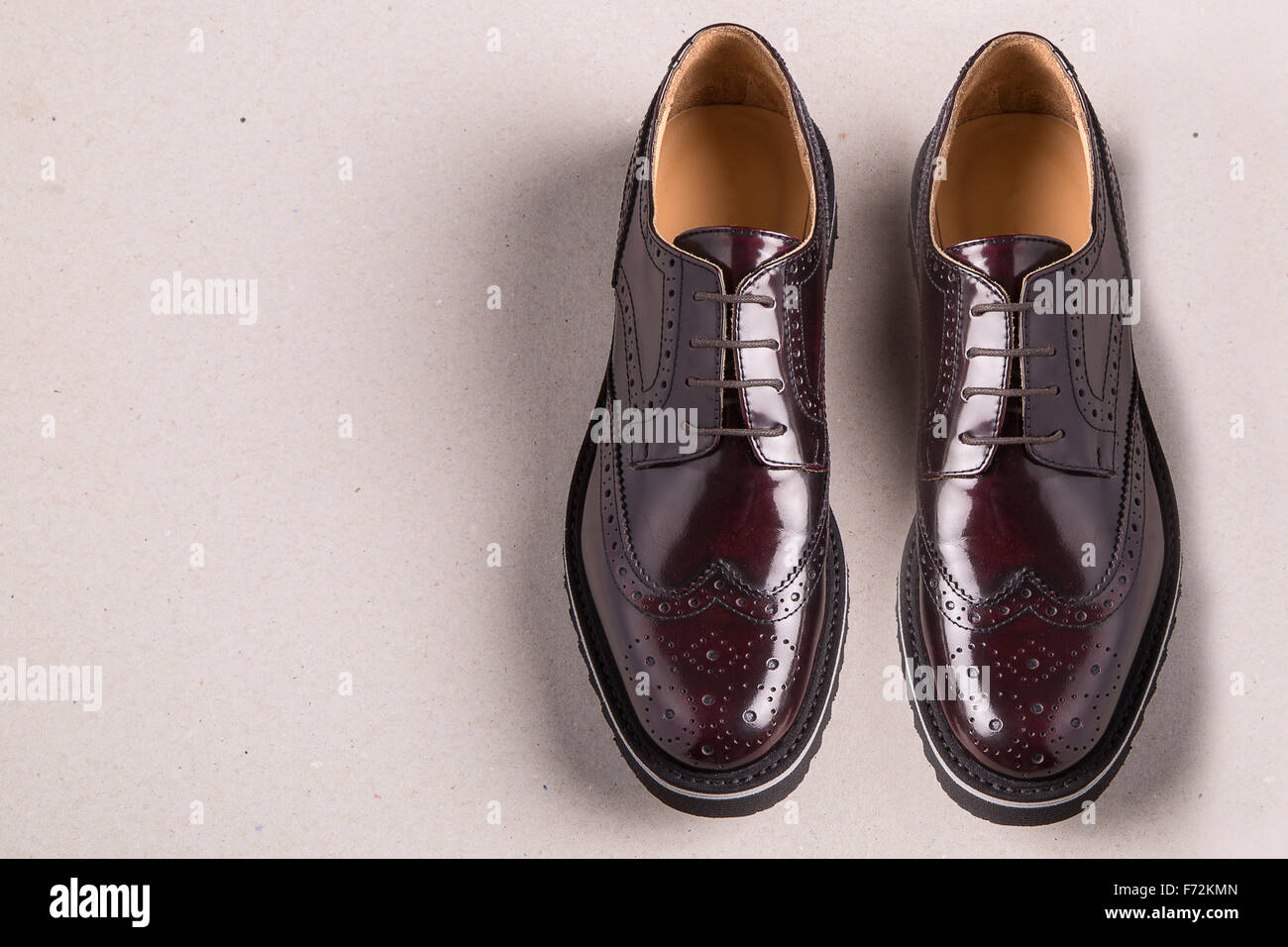 White brogues shoes hi-res stock photography and images - Alamy