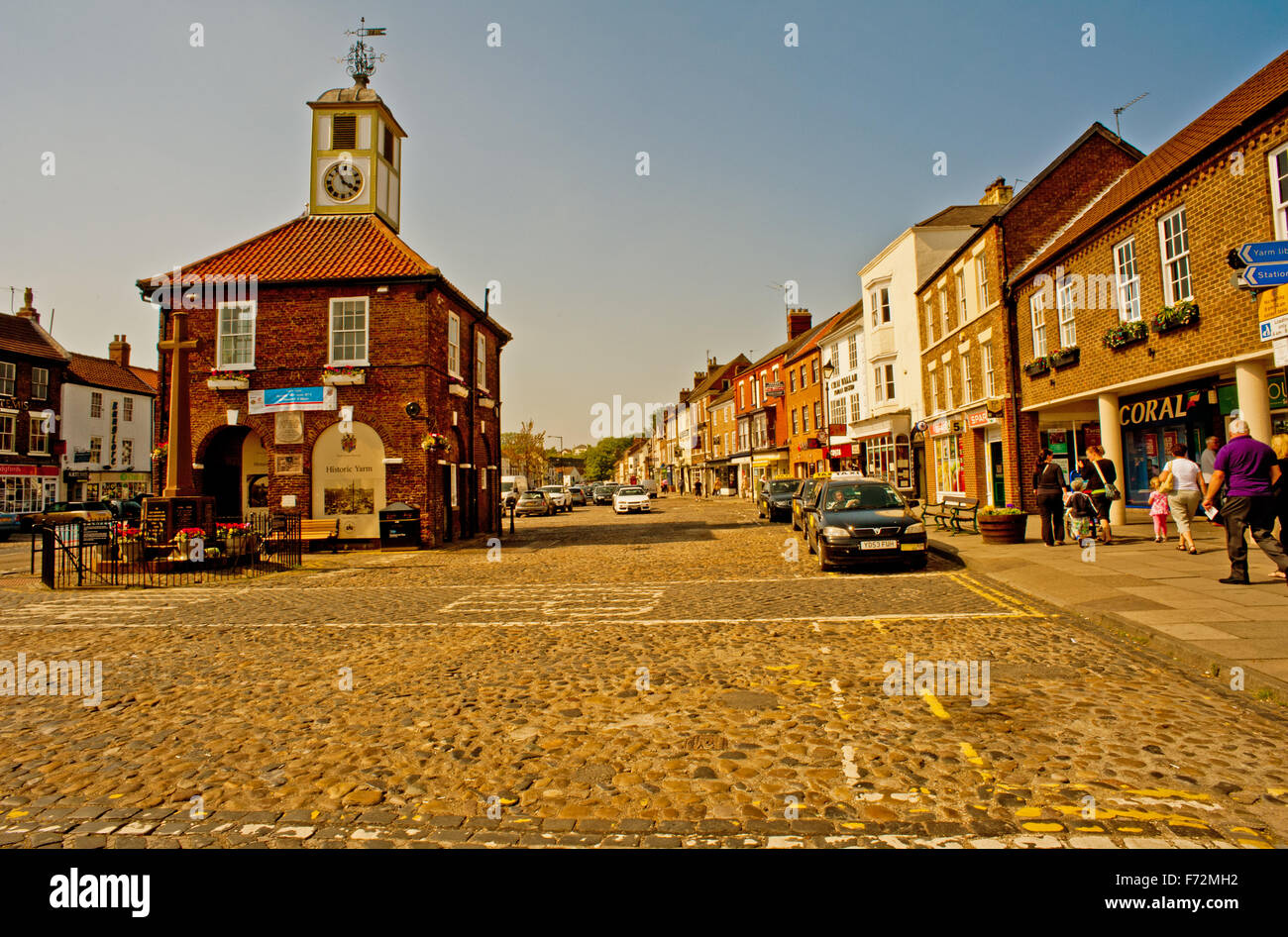 Yarm high street hi-res stock photography and images - Alamy