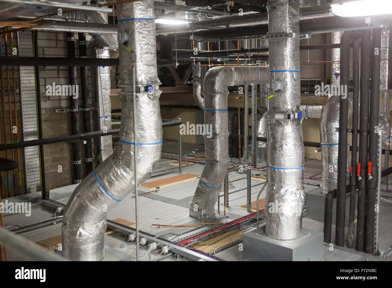 Temperature control room Stock Photo - Alamy