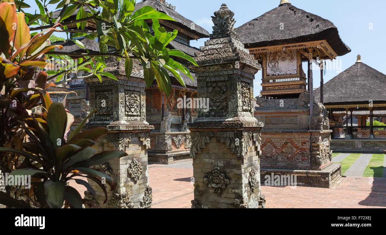 Temple in Bali, Indonesia on a beautiful sunny day Stock Photo - Alamy