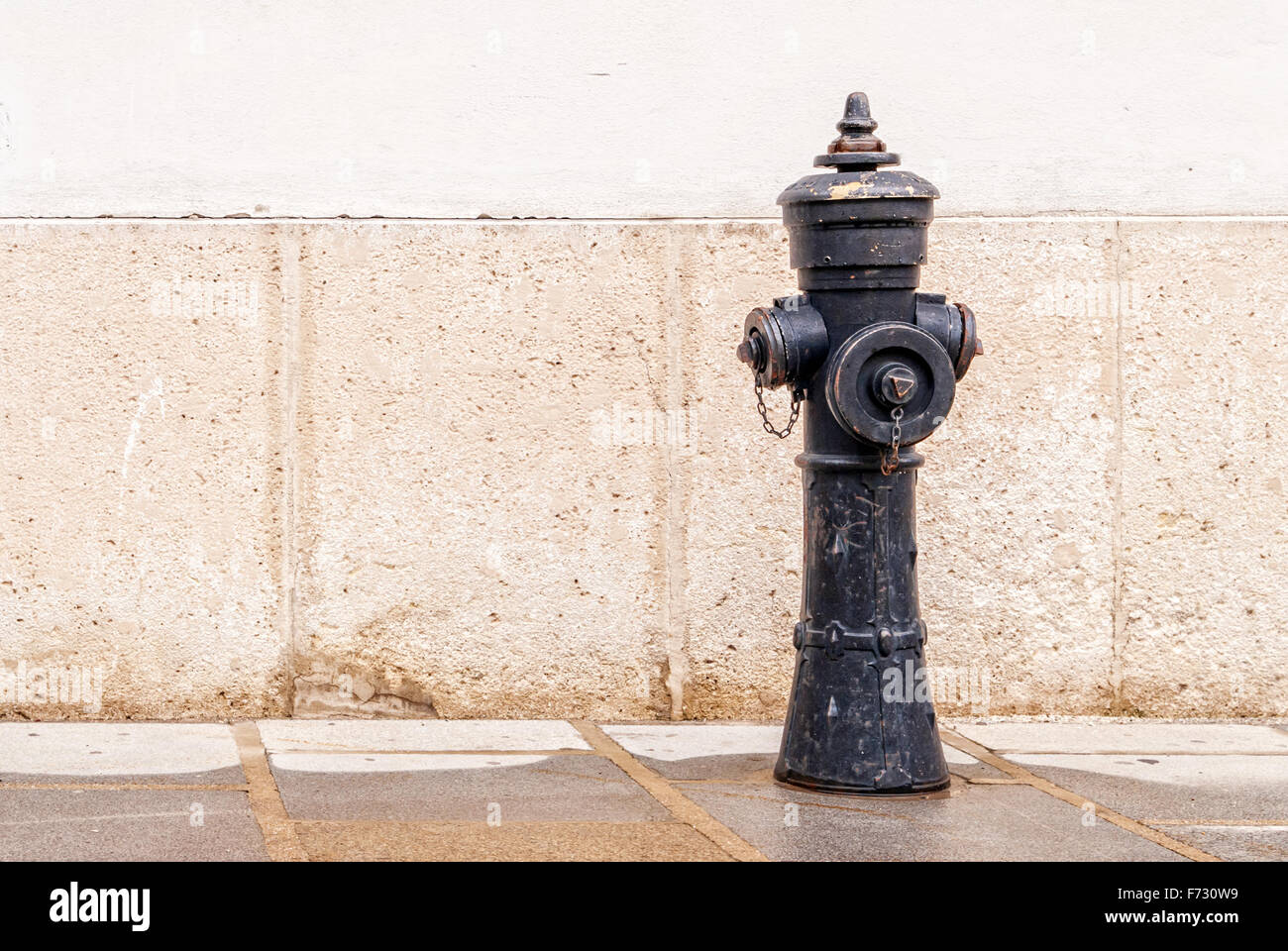 Fire hydrant vintage style in Vienna, Austria Stock Photo - Alamy