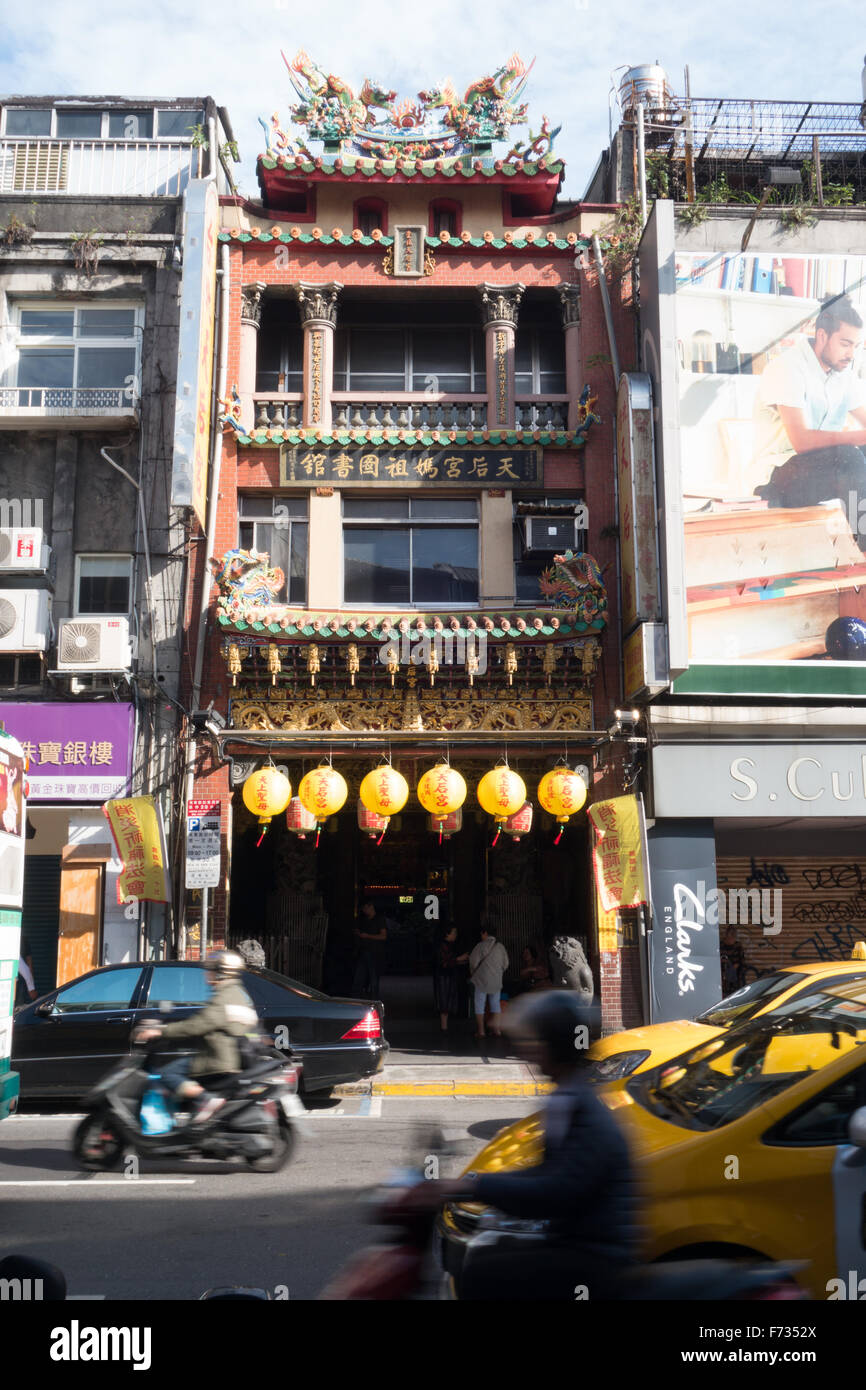 Tin how temple hi-res stock photography and images - Alamy