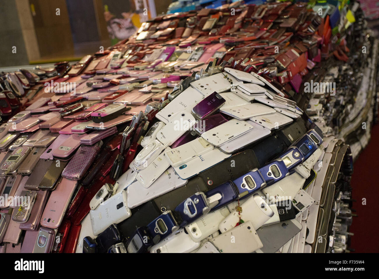 Phone car hi-res stock photography and images - Alamy