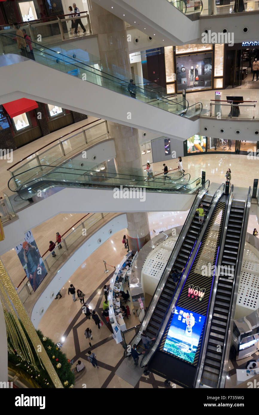 Taipei Shopping Mall High Resolution Stock Photography and Images - Alamy