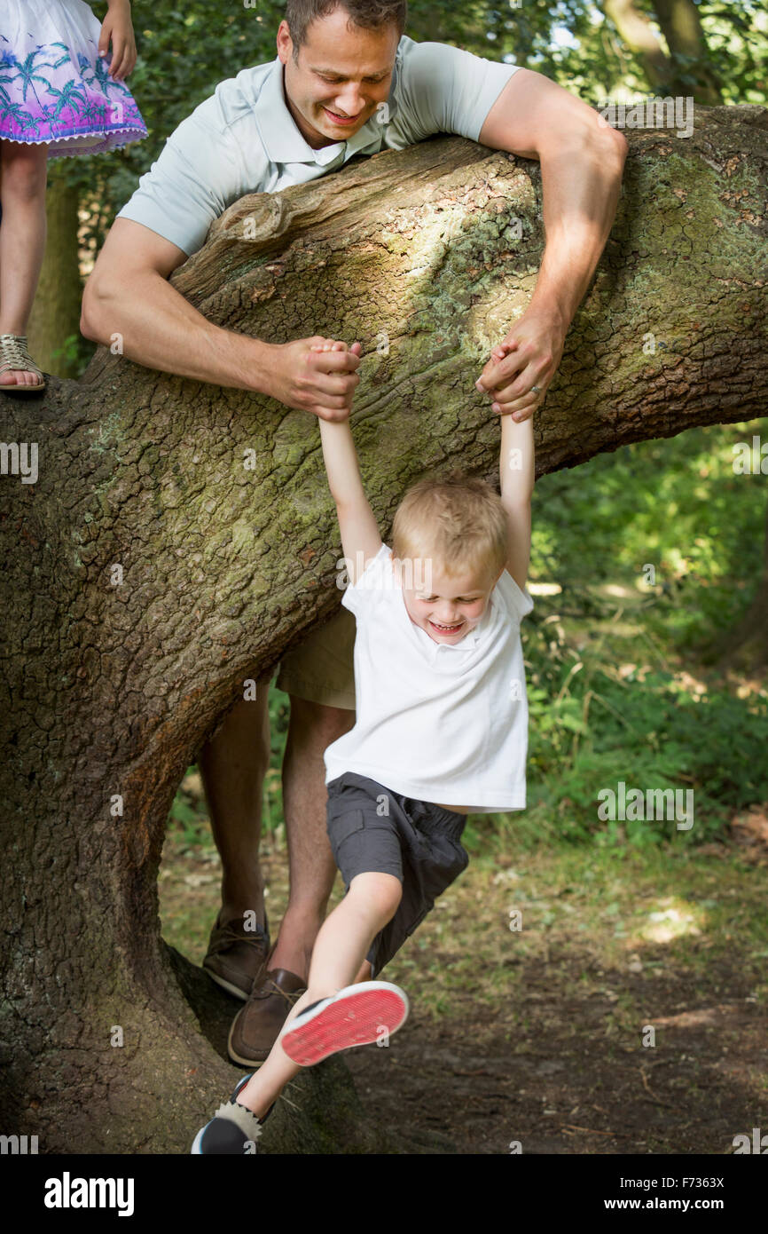 Son father forest hi-res stock photography and images - Alamy