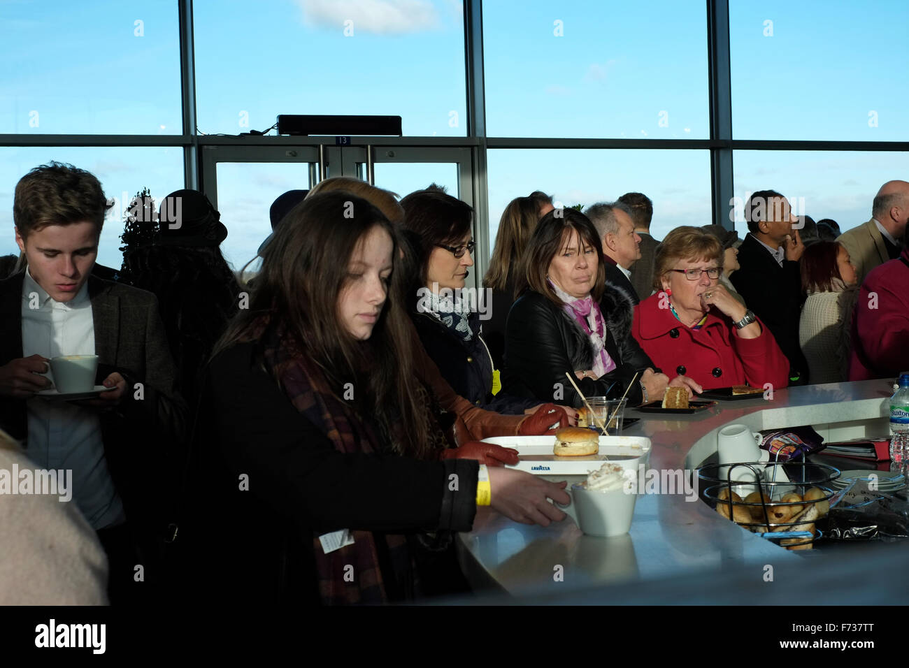 Drinkers queuing hi-res stock photography and images - Alamy