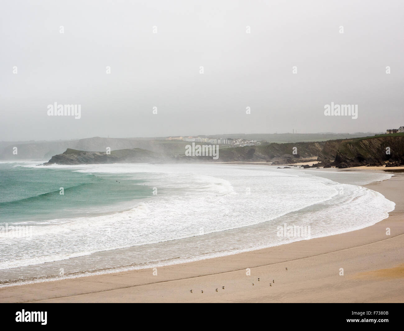 Atlantic ocean hits the beach at Newquay, England Stock Photo - Alamy
