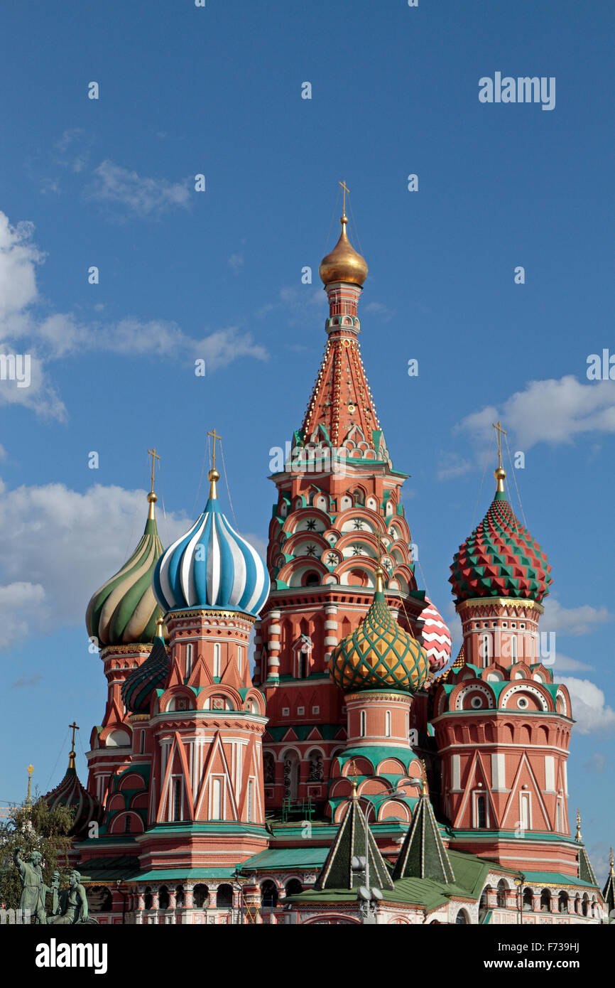 The spires of St Basil's Cathedral (or The Cathedral of Vasily the ...