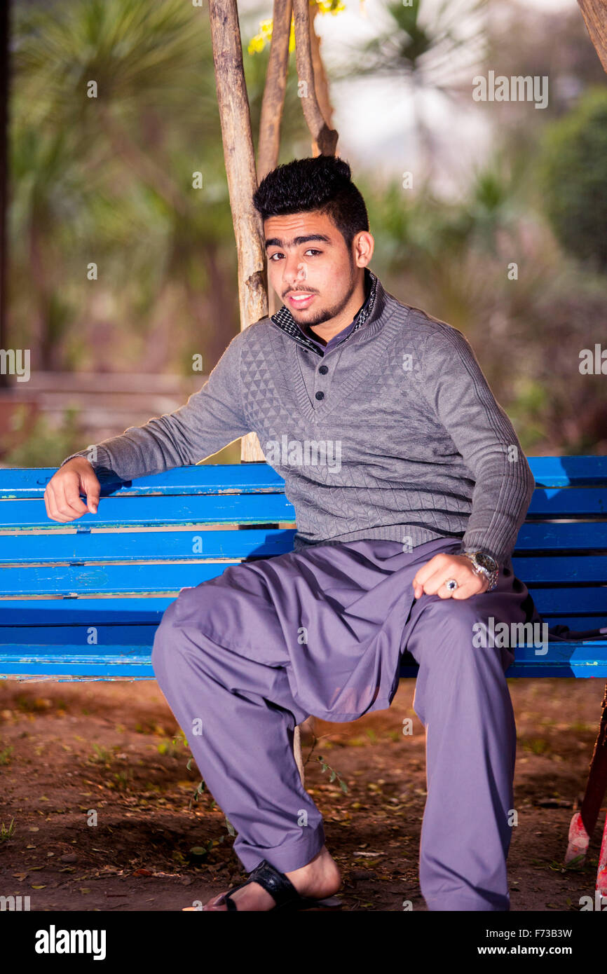 Pakistan pakistani men portrait hi-res stock photography and images - Alamy
