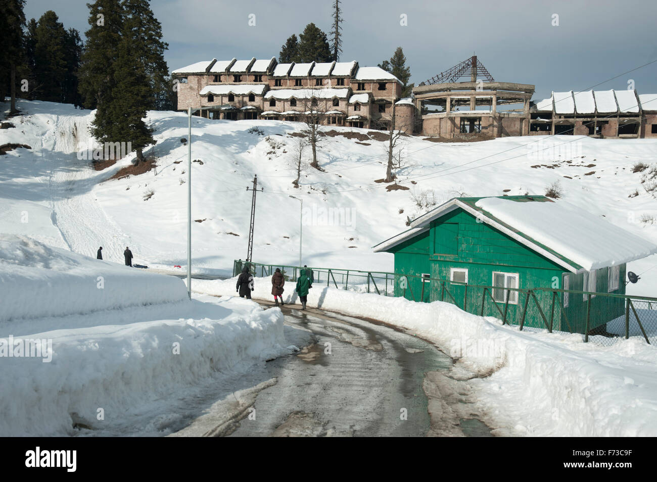 Indian snow hi-res stock photography and images - Alamy