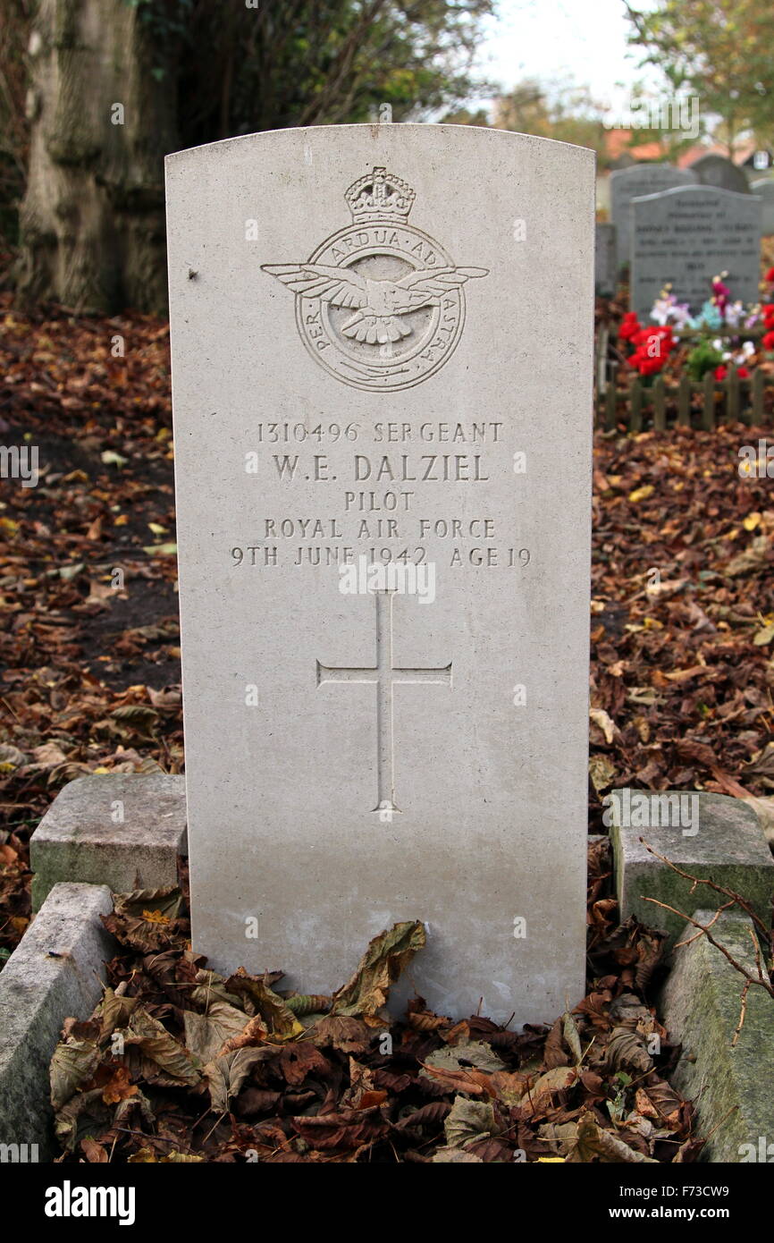 Raf war grave hi-res stock photography and images - Alamy