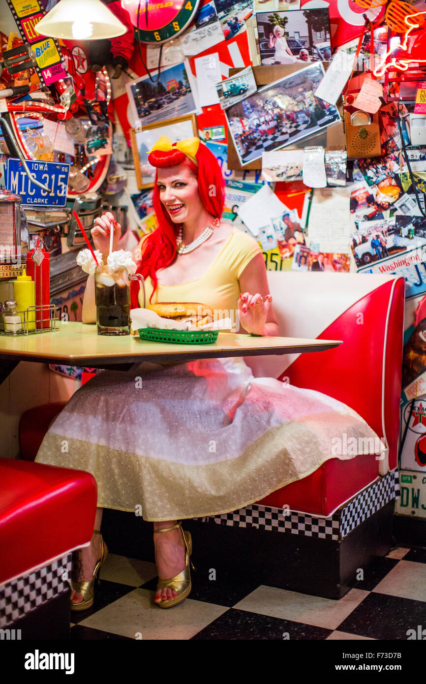 1950s restaurant hi-res stock photography and images - Alamy