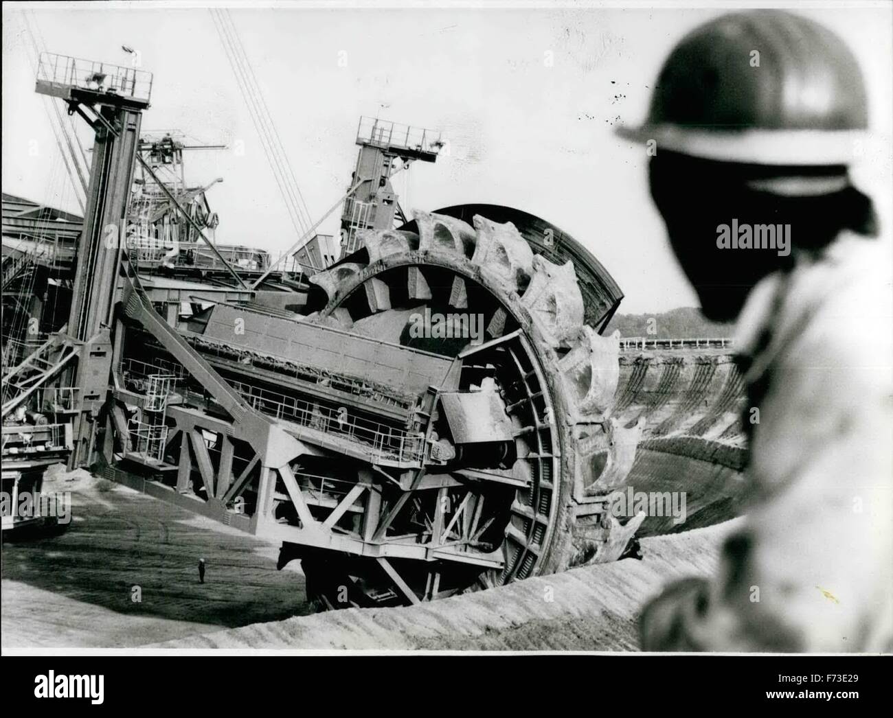 1964 - Krupp delivers further excavator for the Brown coal mining in ...