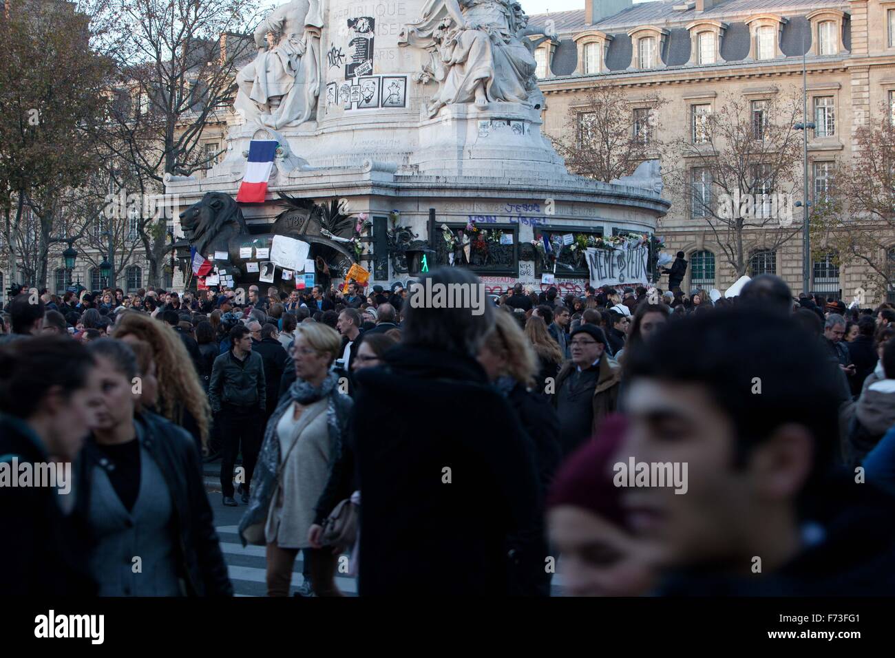 Mass panic broke out at Place de la Republique two days after 132 ...