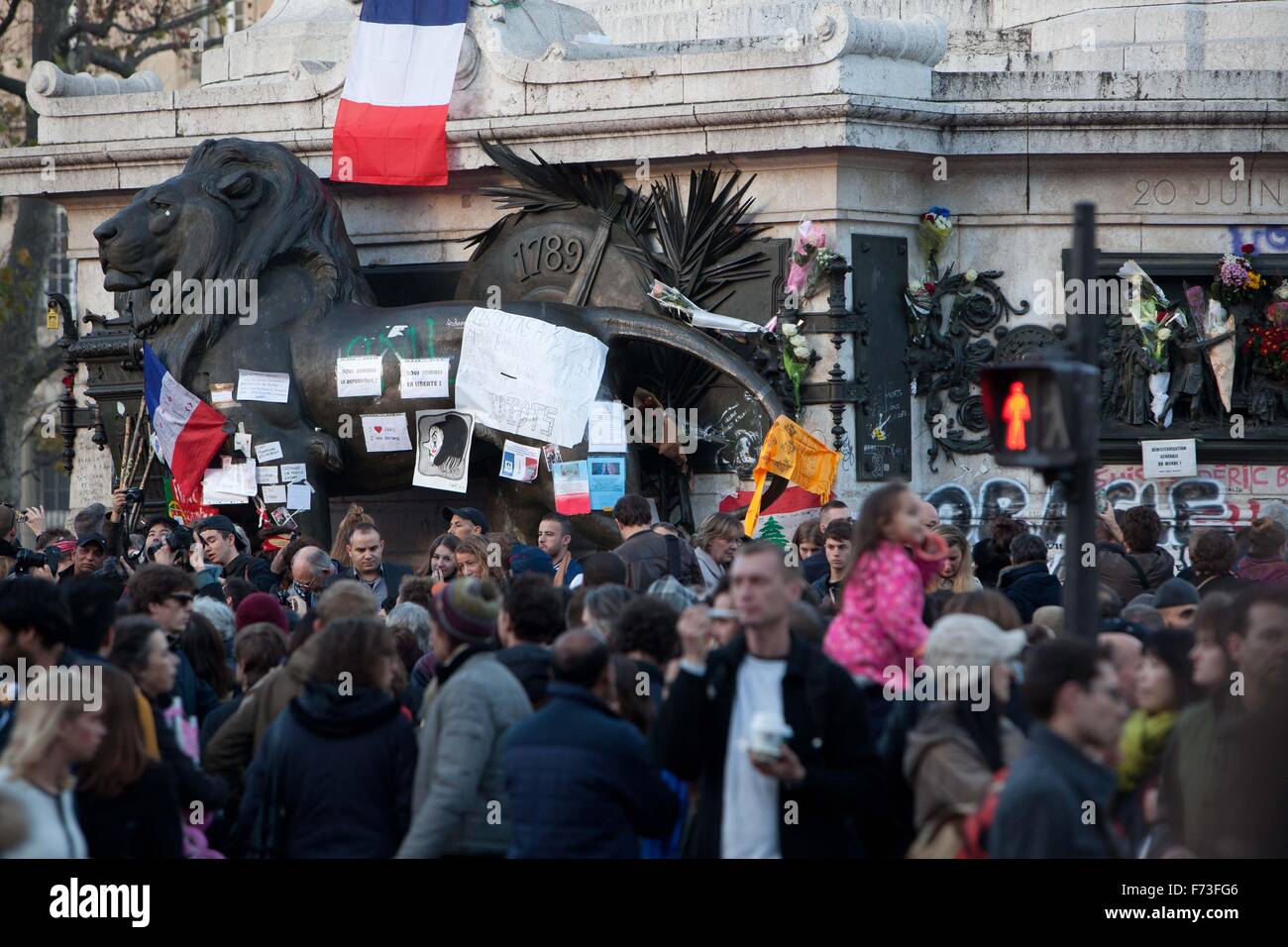 Mass panic broke out at Place de la Republique two days after 132 ...
