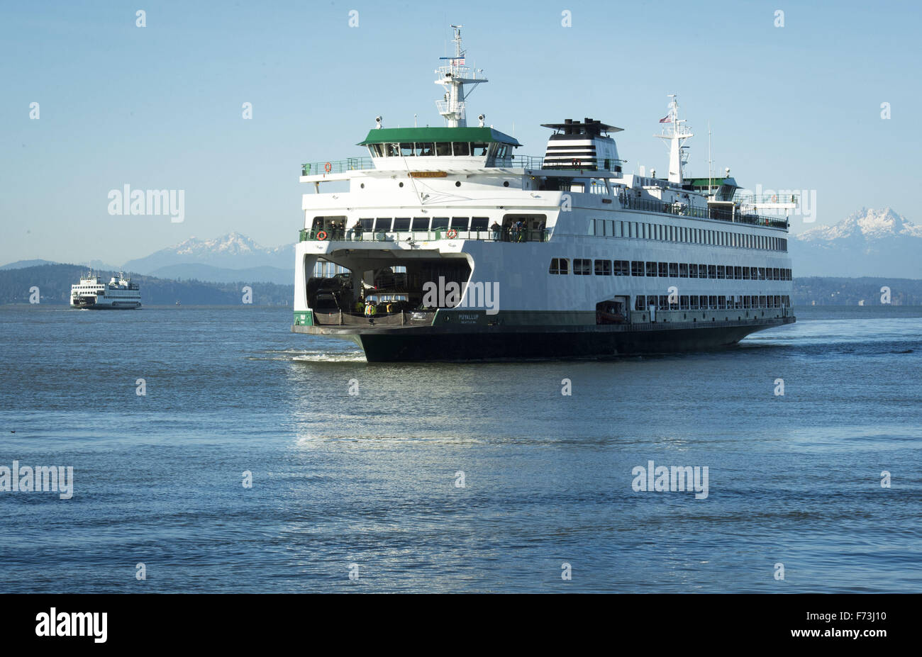 Seattle, Washington, USA. 21st Nov, 2015. The Washington State Ferry ...