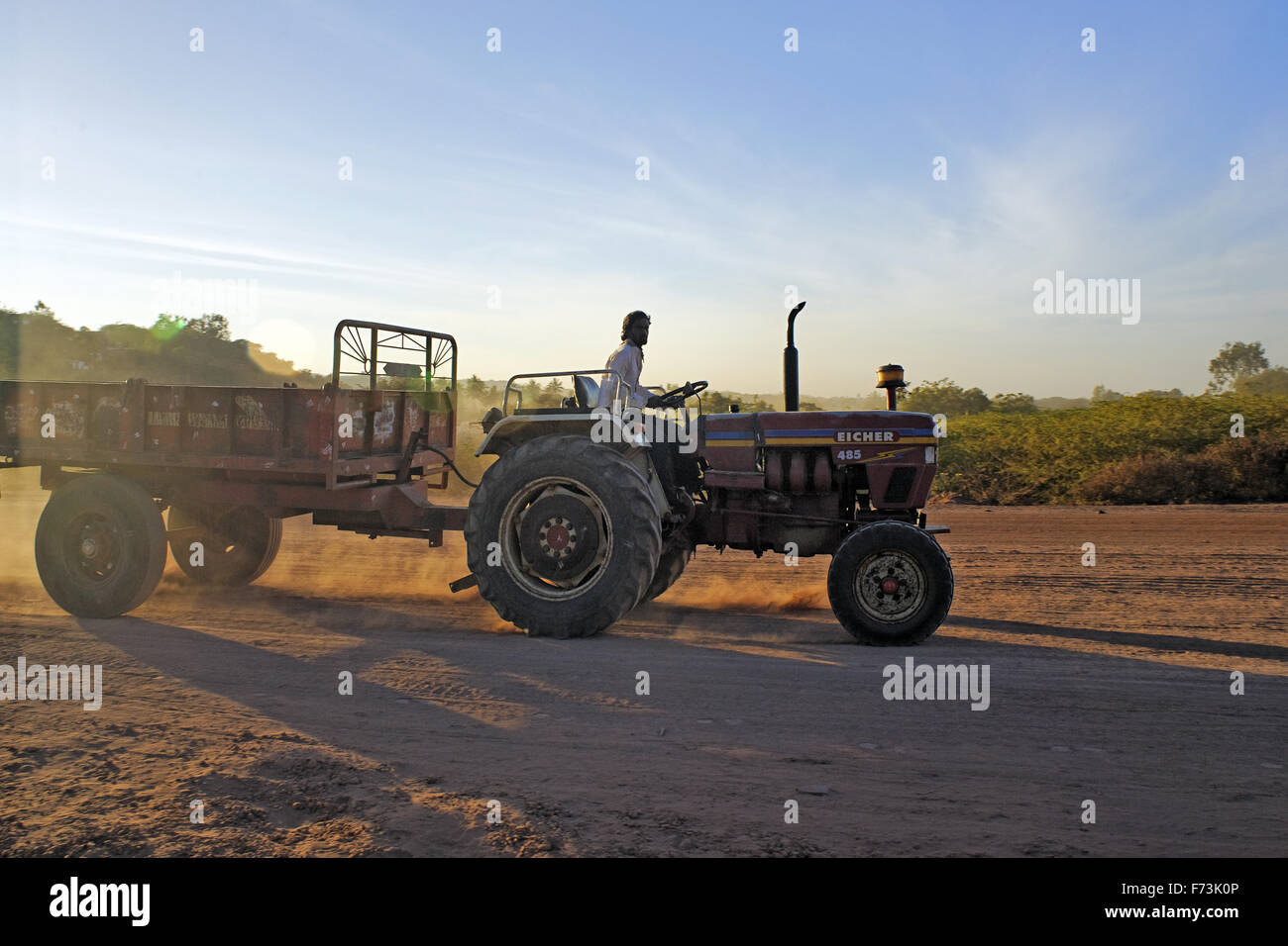 Indian tractor profile hi-res stock photography and images - Alamy