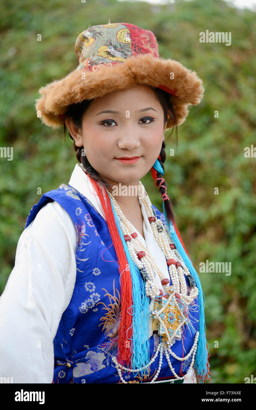 Sikkim tribe hi-res stock photography and images - Alamy