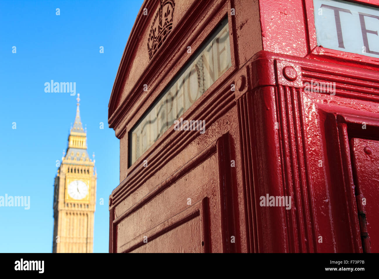 Classic red telephone box hi-res stock photography and images - Alamy