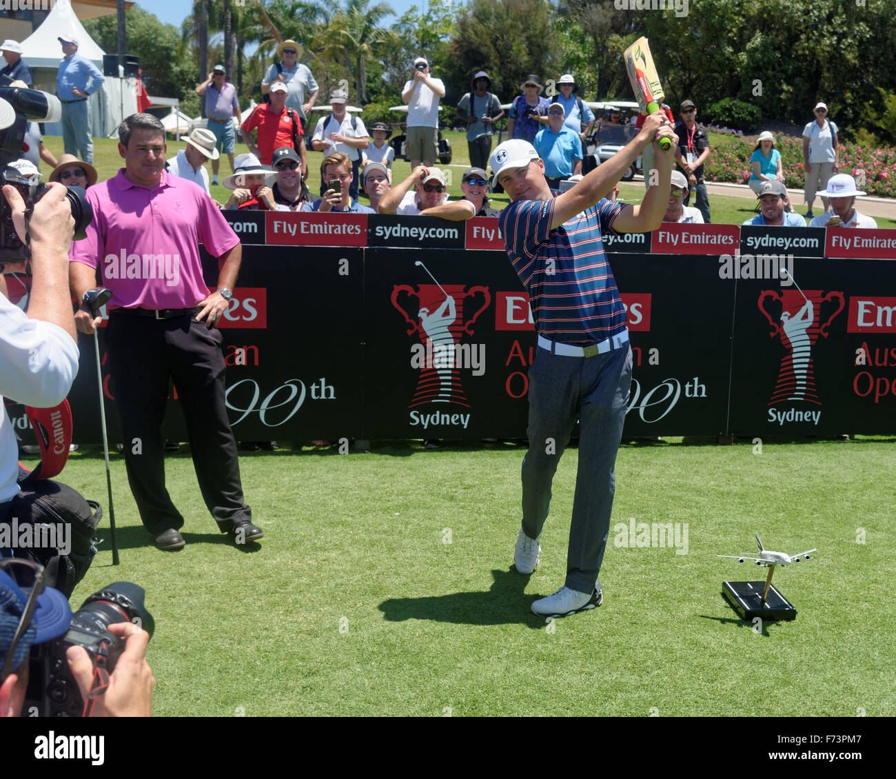 Australian spin bowler hi-res stock photography and images - Alamy