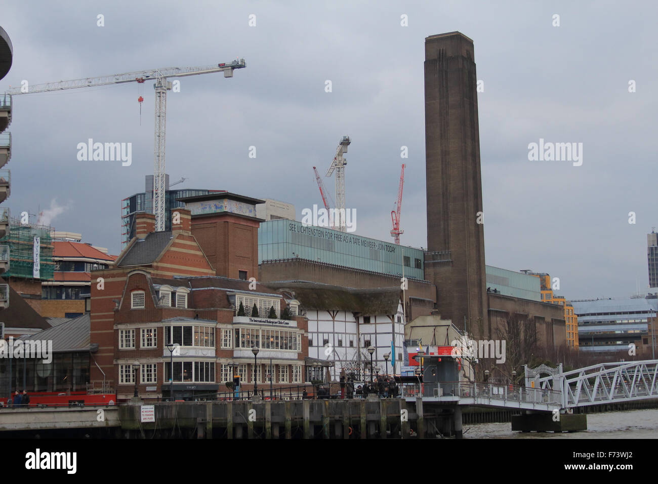 The Tate Modern at Bankside Stock Photo - Alamy
