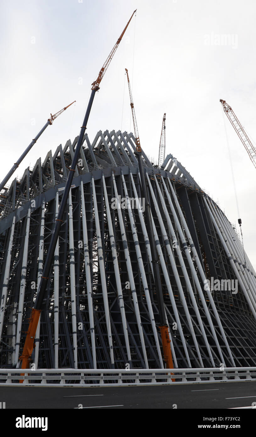 Construction of a modern building Stock Photo - Alamy