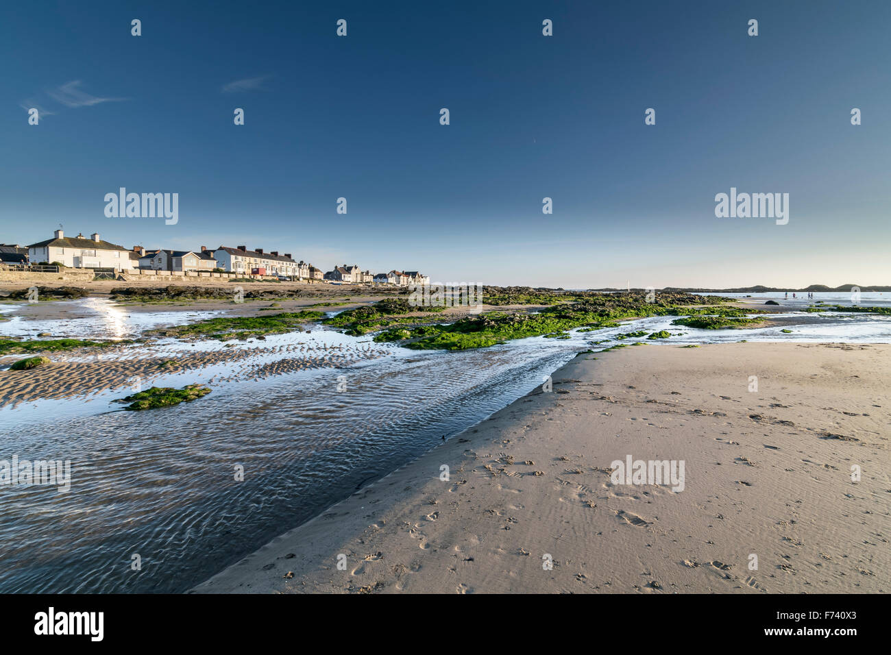 Rhosneigr beach hi-res stock photography and images - Alamy