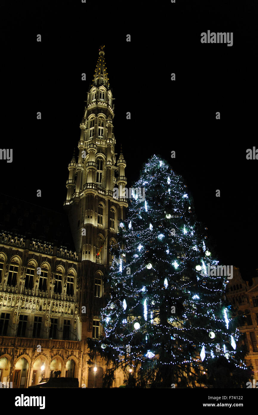 Brussels christmas tree hi-res stock photography and images - Alamy