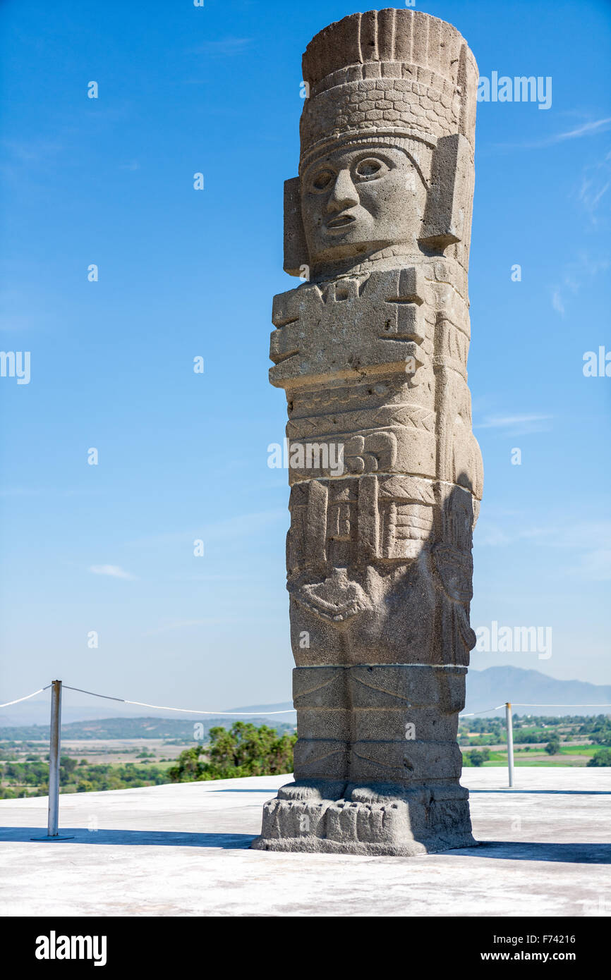 Giant of Tula (Atlantes de Tula Stock Photo - Alamy