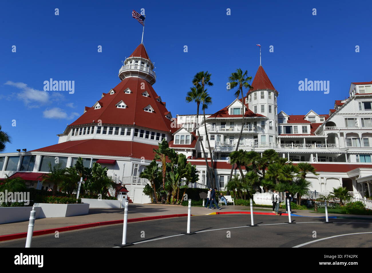 Hotel del Coronado beach front hotel in the city of Coronado Stock ...