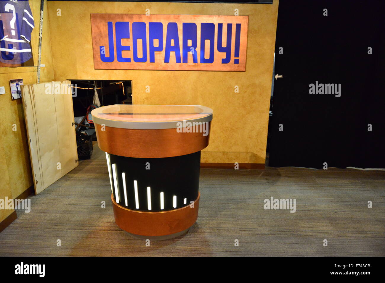 Jeopardy podium hi-res stock photography and images - Alamy