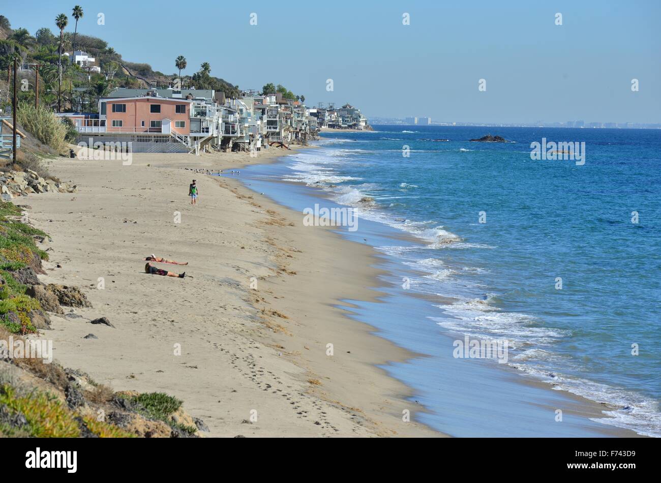 Malibu beach california hi-res stock photography and images - Alamy