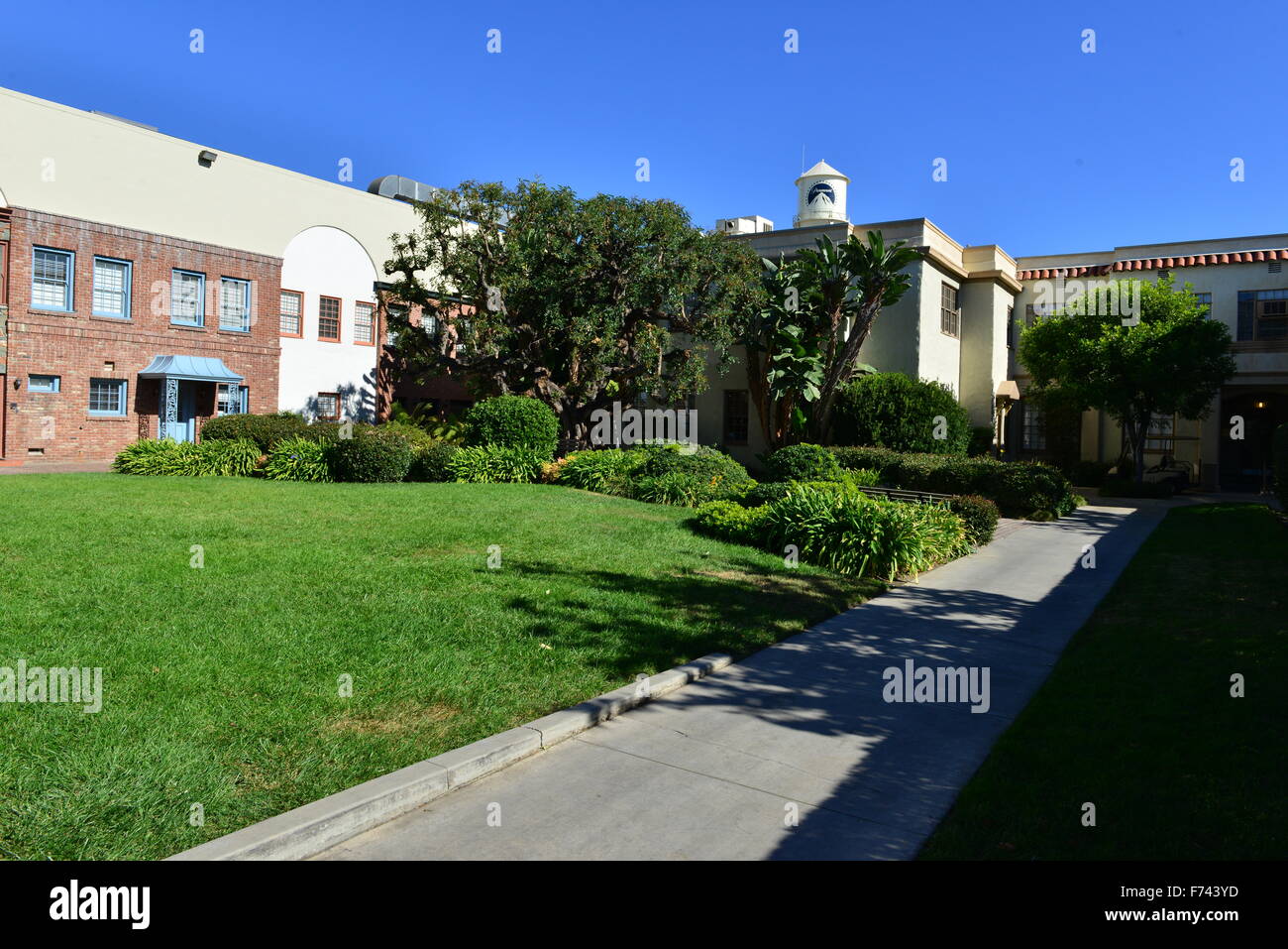 Street film sets at Paramount studios, Los Angeles Stock Photo - Alamy