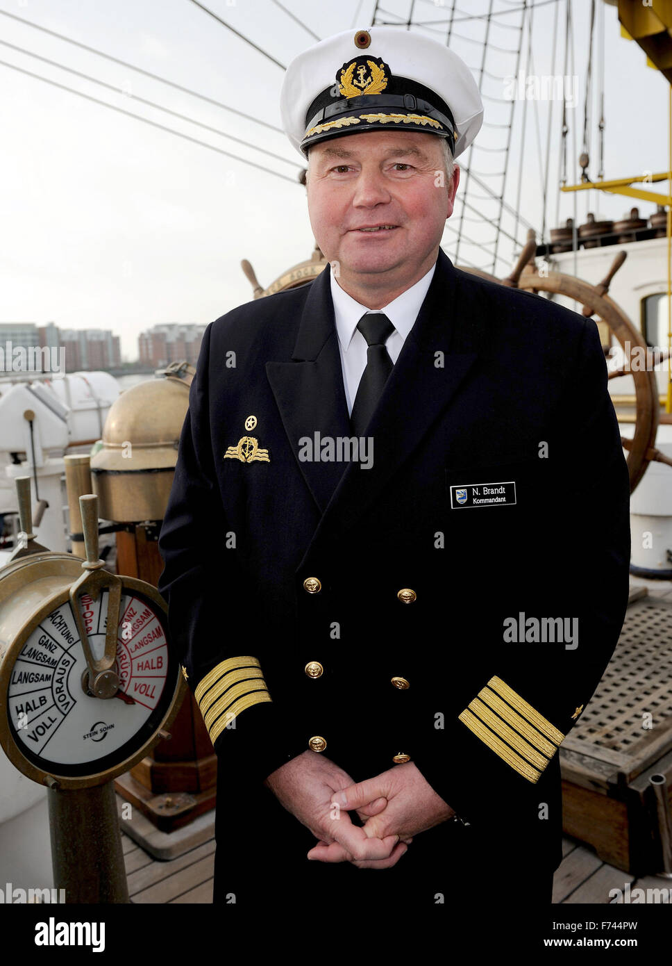 Wilhelmshaven, Germany. 25th Nov, 2015. After the return of German ...