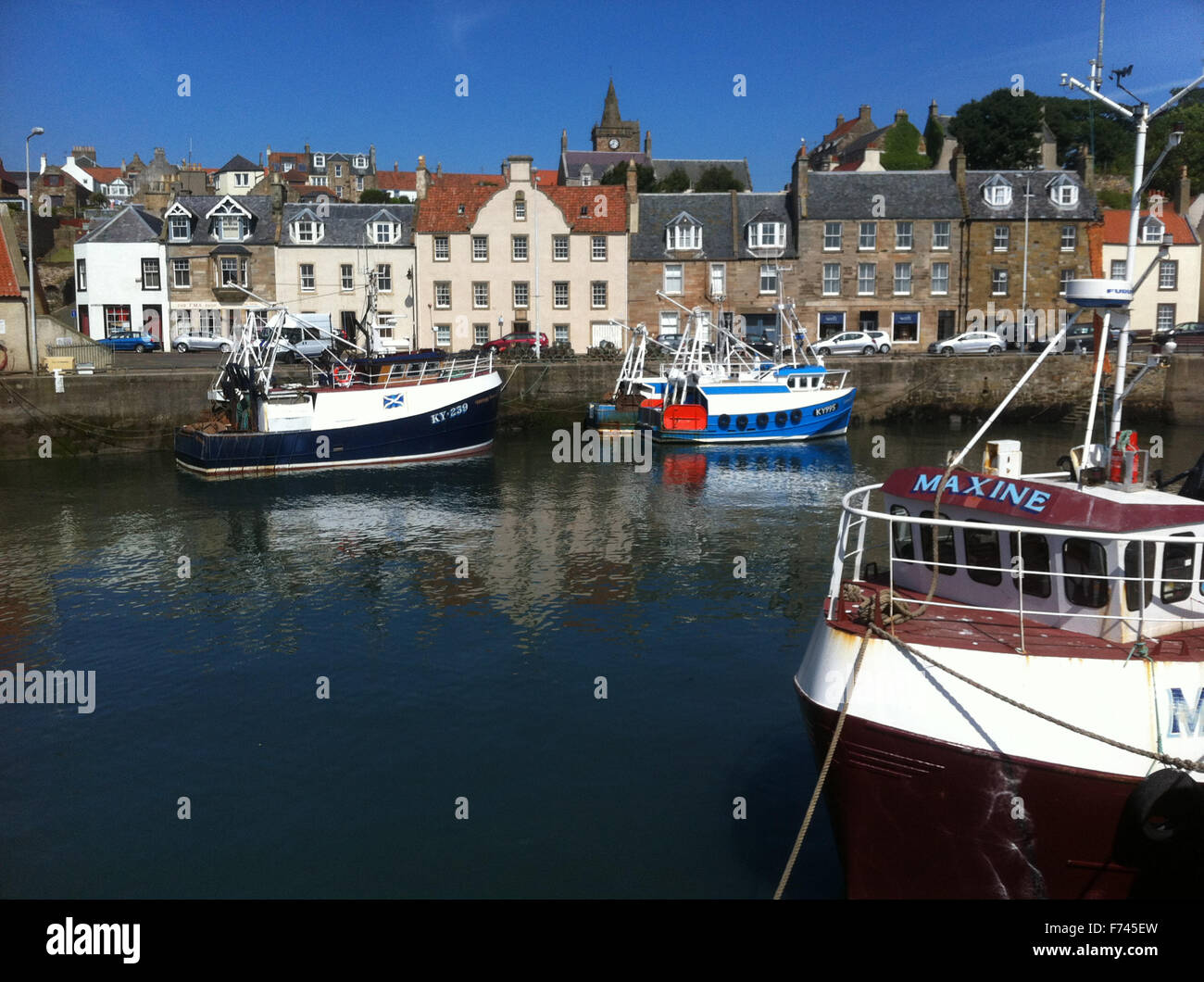 Pittenweem church hi-res stock photography and images - Alamy