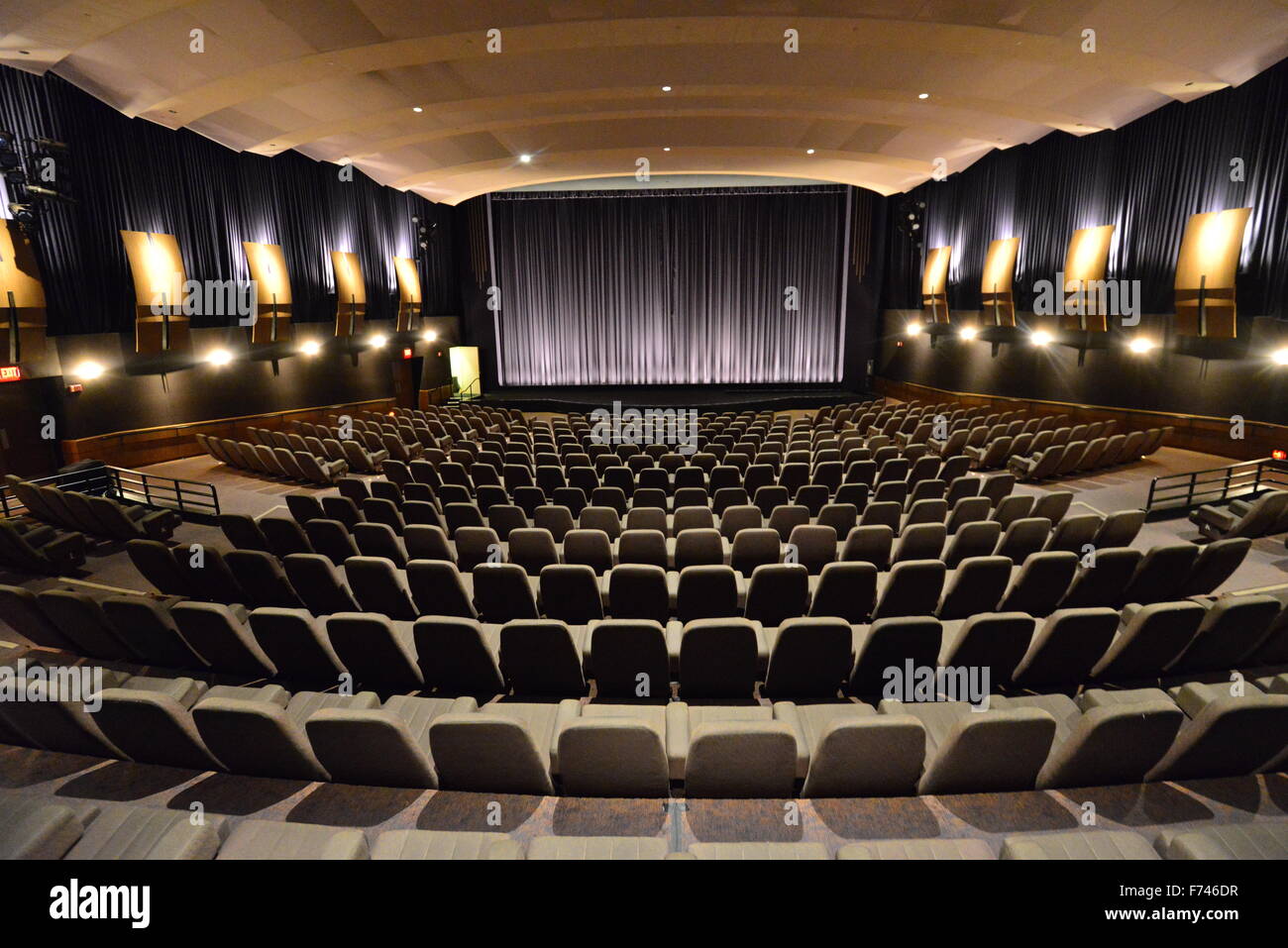 Movie Theatre at Paramount Film Studios Los Angeles Stock Photo - Alamy