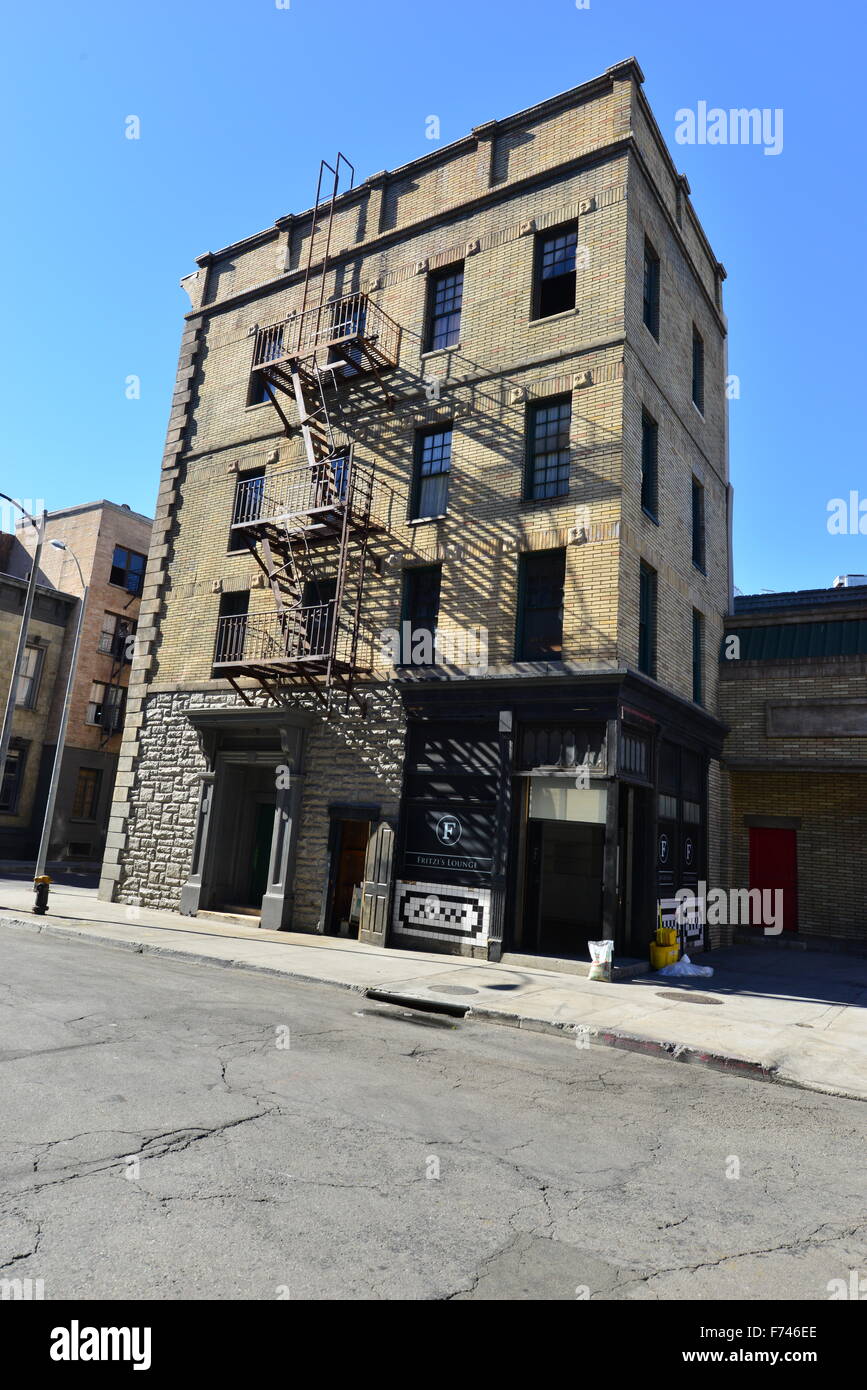 Paramount studios stage hi-res stock photography and images - Alamy