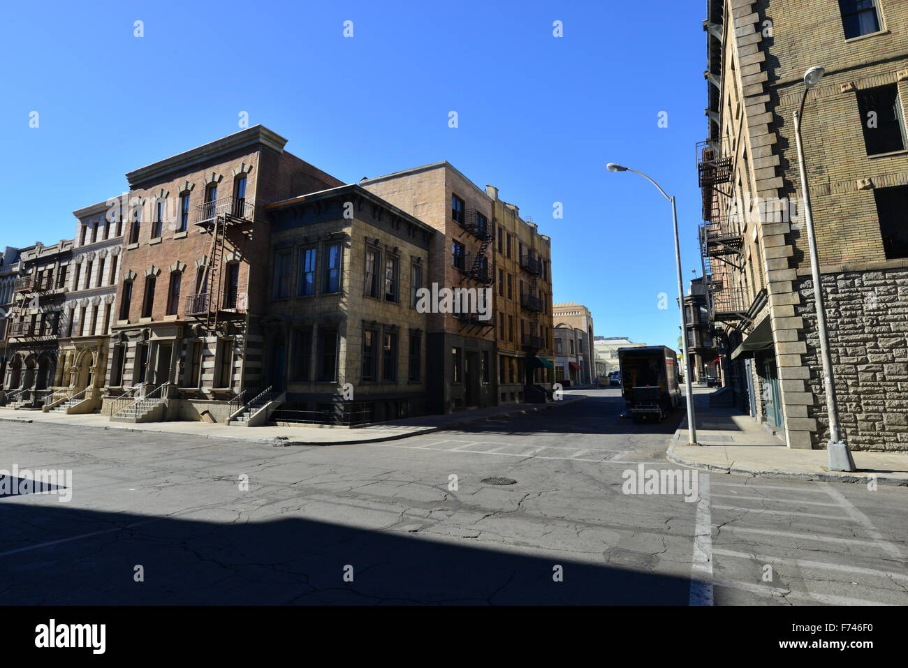 Street film sets at Paramount studios, Los Angeles Stock Photo - Alamy