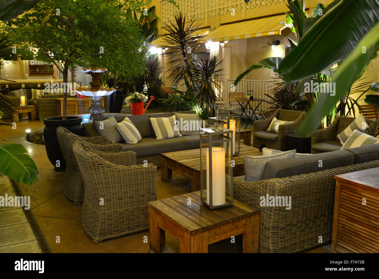 Inner atrium rest area of a Hotel in California Stock Photo - Alamy
