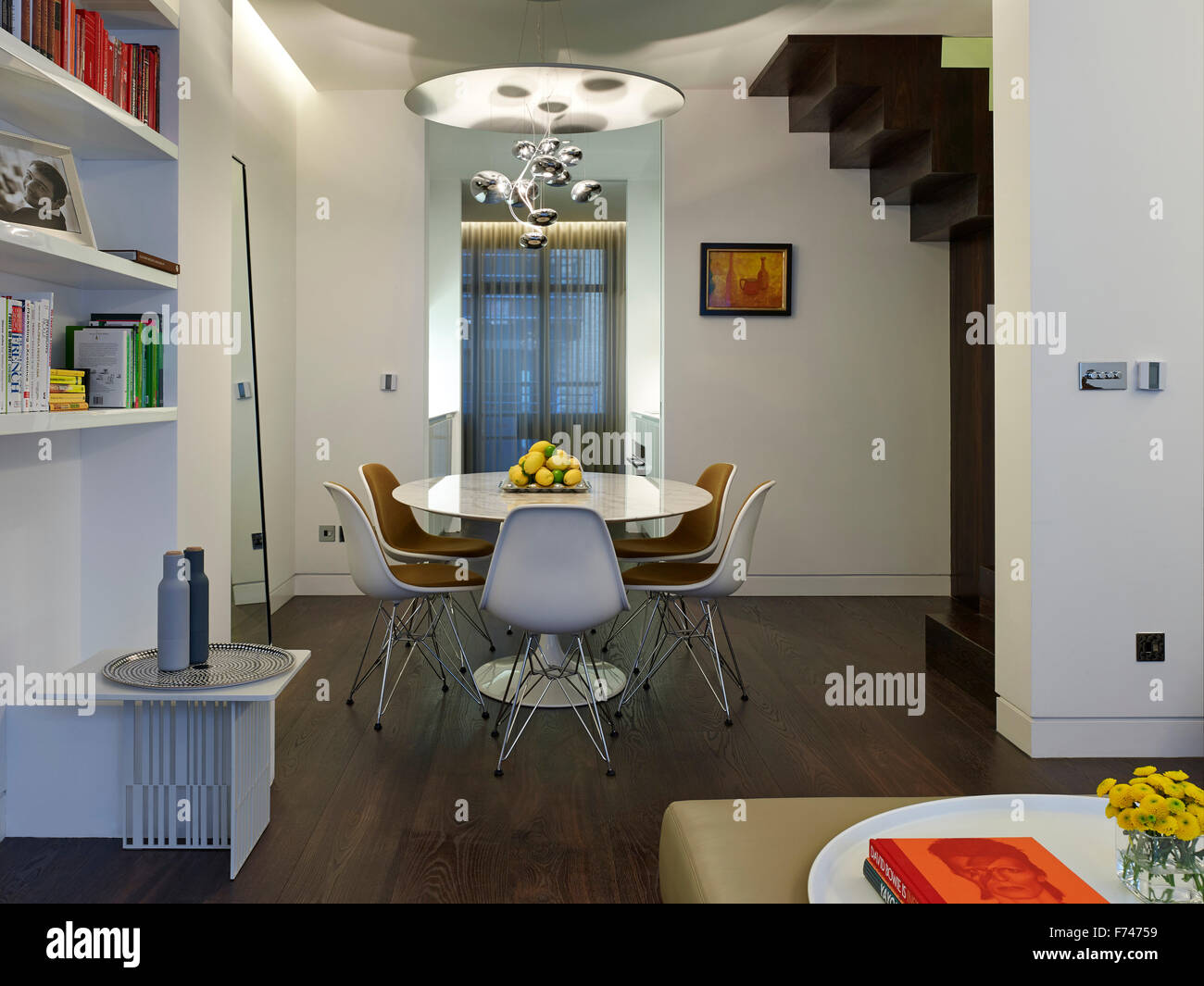 Circular floor plan hi-res stock photography and images - Alamy