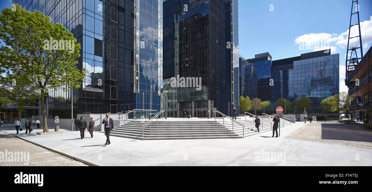 Steps and exterior of Exchange Tower Docklands, London, England, UK ...