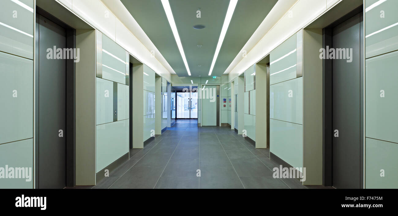 Lift foyer in Exchange Tower, Docklands, London, England, UK Stock ...