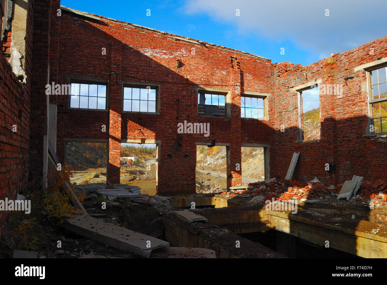 Building without a roof hi-res stock photography and images - Alamy
