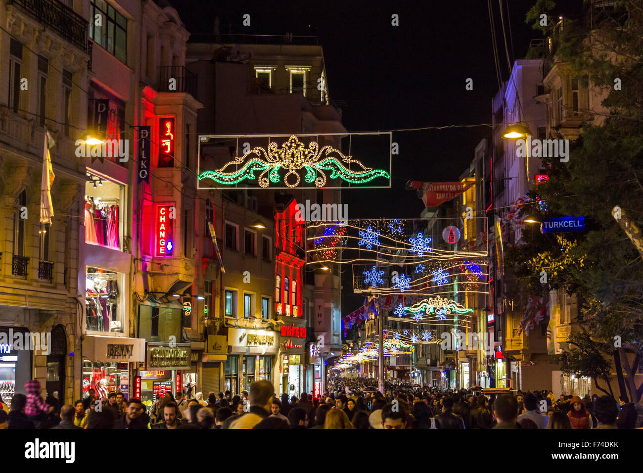 Pedestrian street in istanbul night hi-res stock photography and images ...