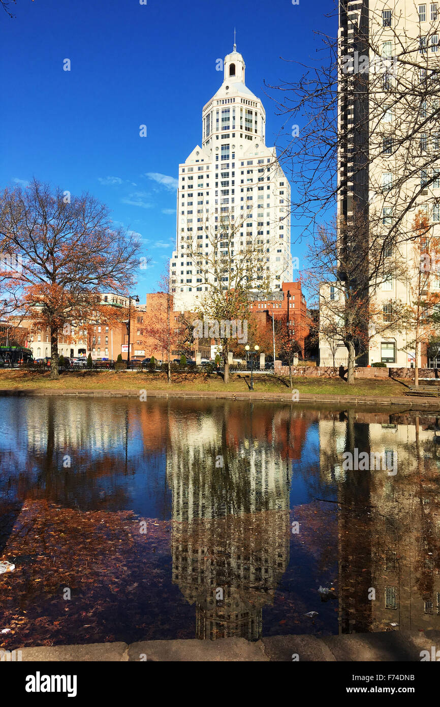 Hartford ct skyline hi-res stock photography and images - Alamy