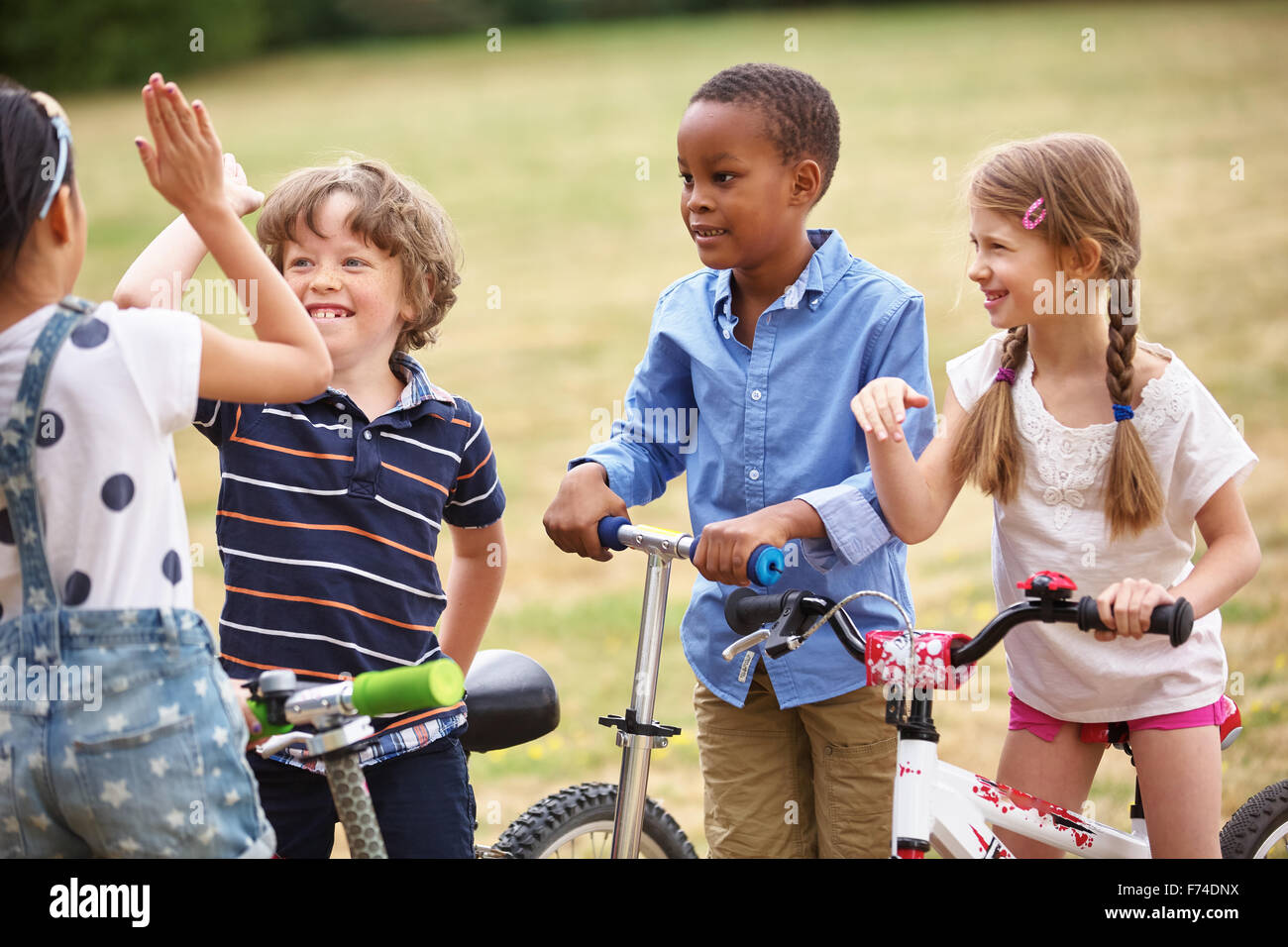 Five children five children hi-res stock photography and images - Alamy
