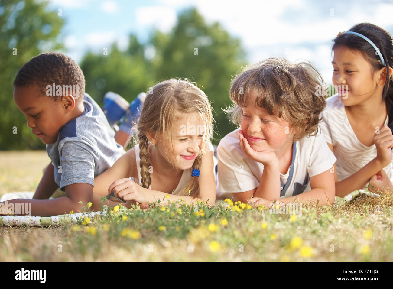 Children in nature hi-res stock photography and images - Alamy
