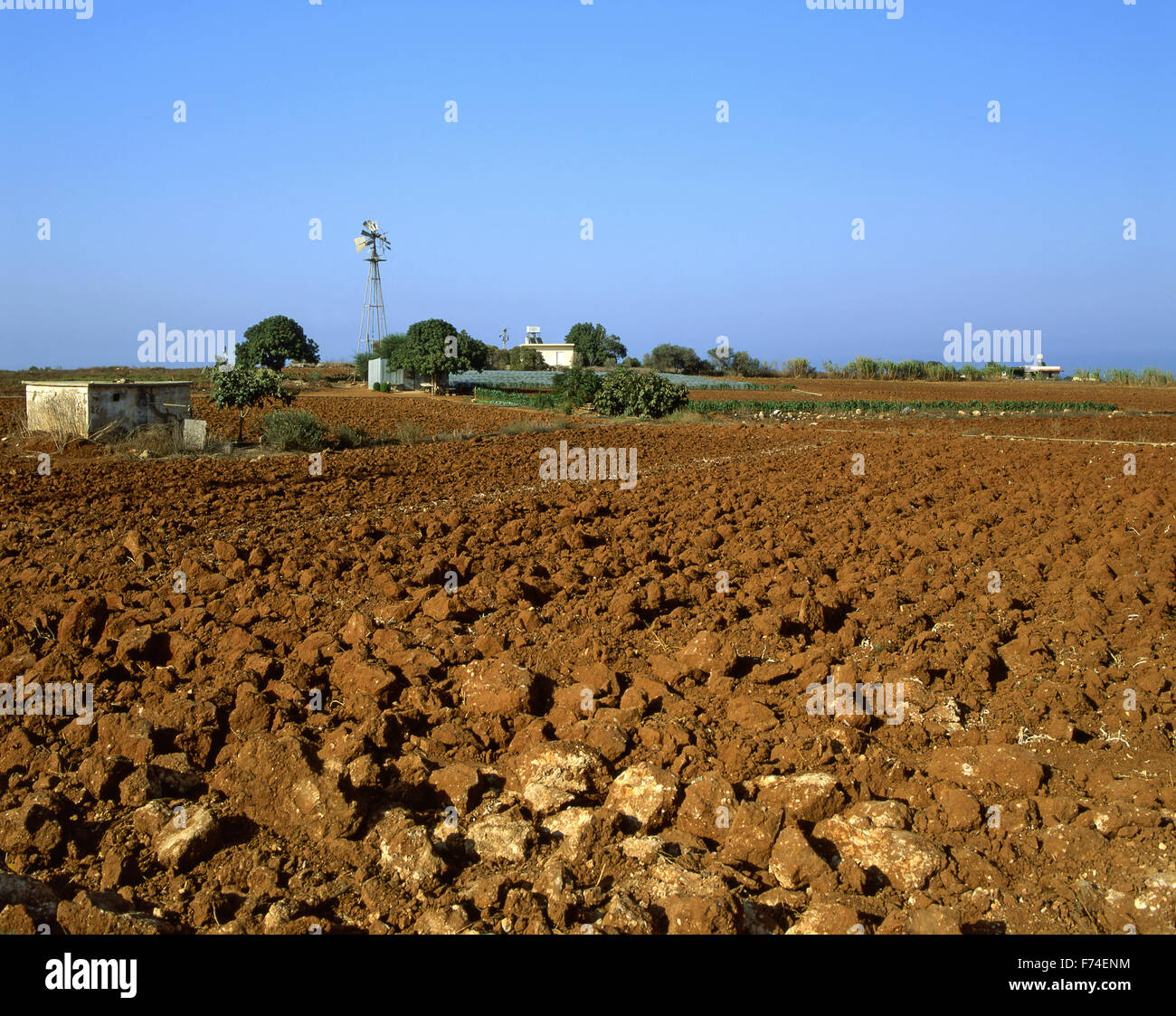 Field of earth hi-res stock photography and images - Alamy