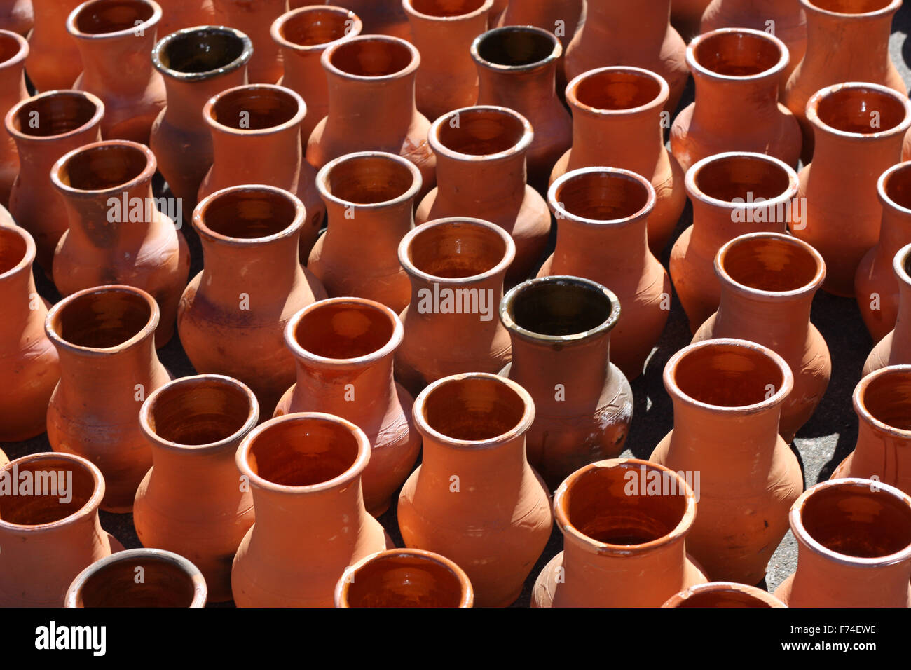 brown clay pots Stock Photo - Alamy